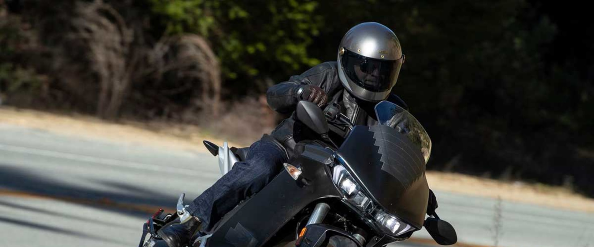 Emergency Towing Procedures for Motorcycle Racing Safety