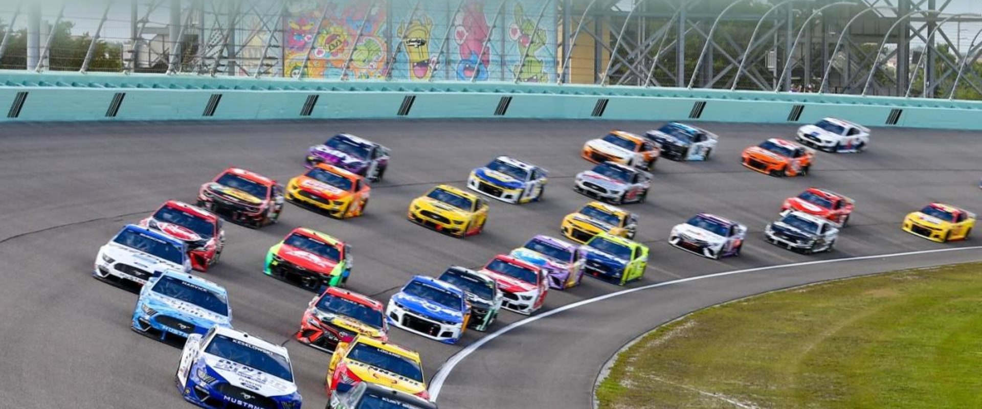 Race Previews and Predictions