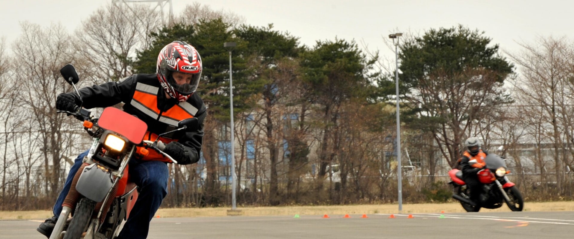 Understanding Passing Rules and Rules of Engagement in Motorcycle Racing